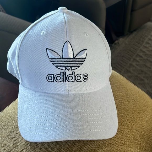adidas | Accessories | New Adidas White Cap Hat With Adjustable Back ...